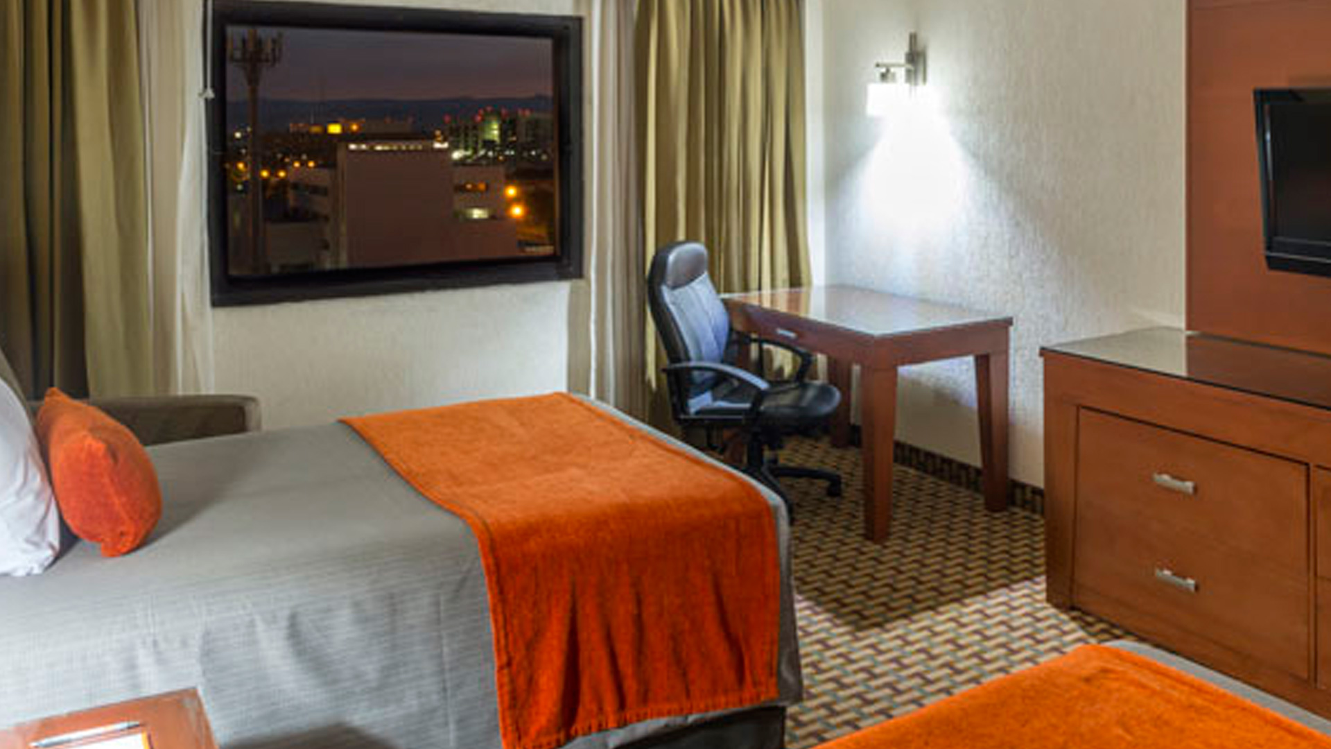 Real Inn Mexicali | Mexicali Camino Real Hotels