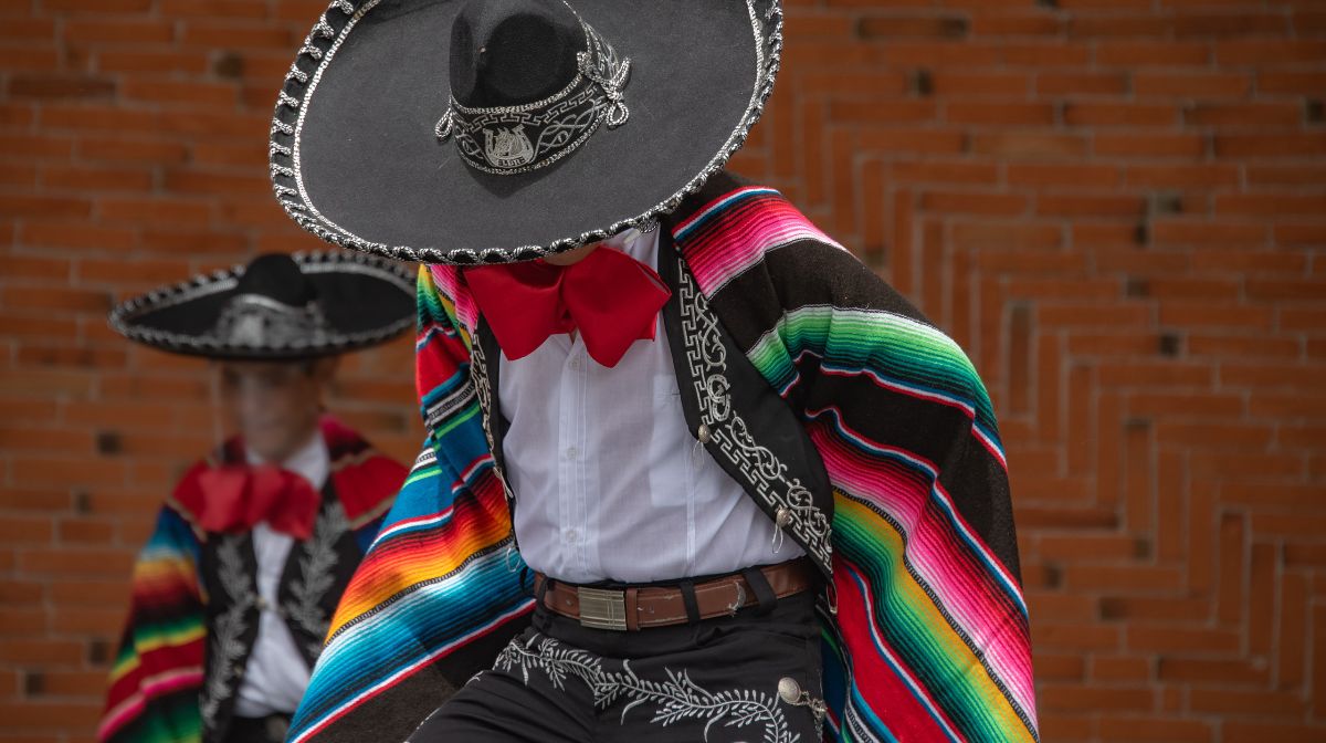 El Sarape de Saltillo, conoce sus orígenes e historia | Camino Real