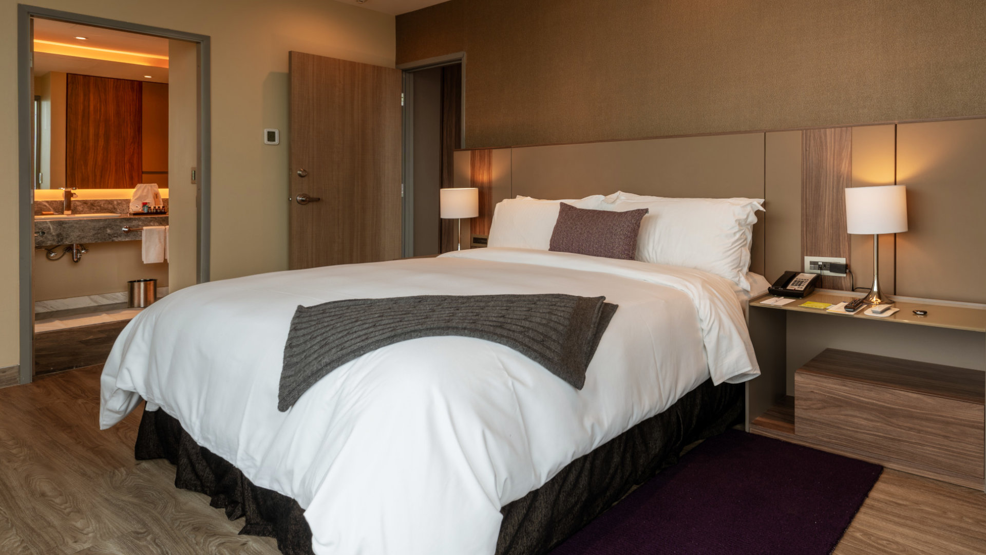 Camino Real Fashion Drive Monterrey | Hotels in Nuevo León