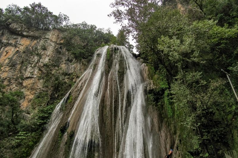 Cascada Cola de Caballo: cómo llegar y que hacer | Camino Real